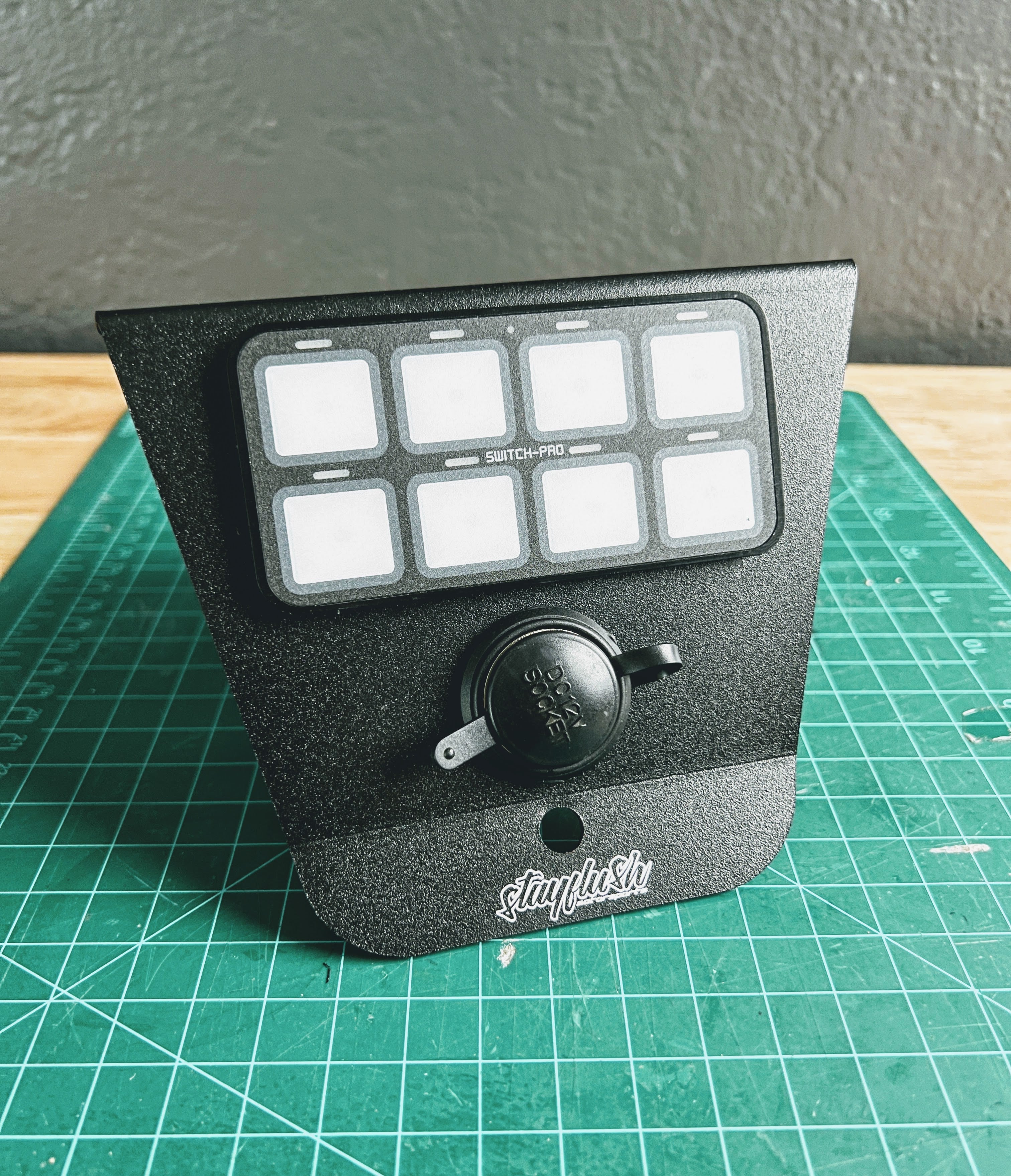 SFM Pro/ProR Switch-pro 9100 Mount | Desert Whips