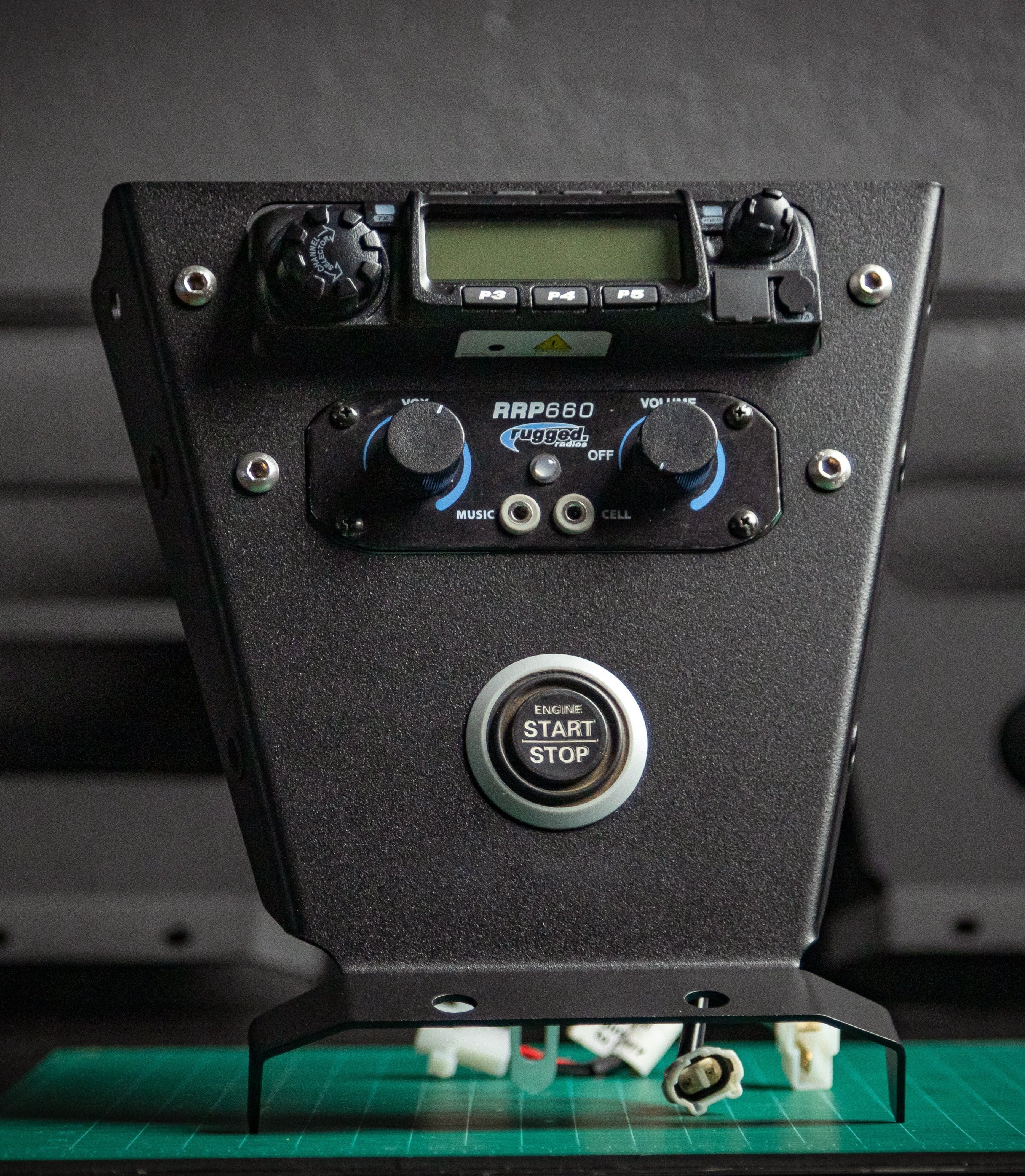 SFM Rugged Radio Mount/RM60 (Classic) | Desert Whips