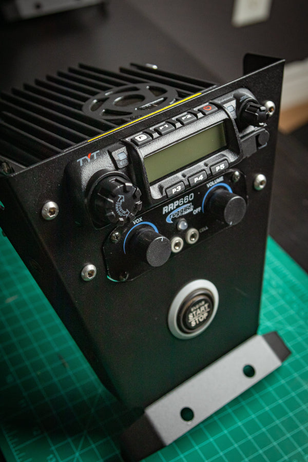 SFM Rugged Radio Mount/RM60 (Classic) | Desert Whips